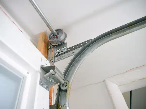 Garage Door Cable Repair: DIY vs Hiring a Pro